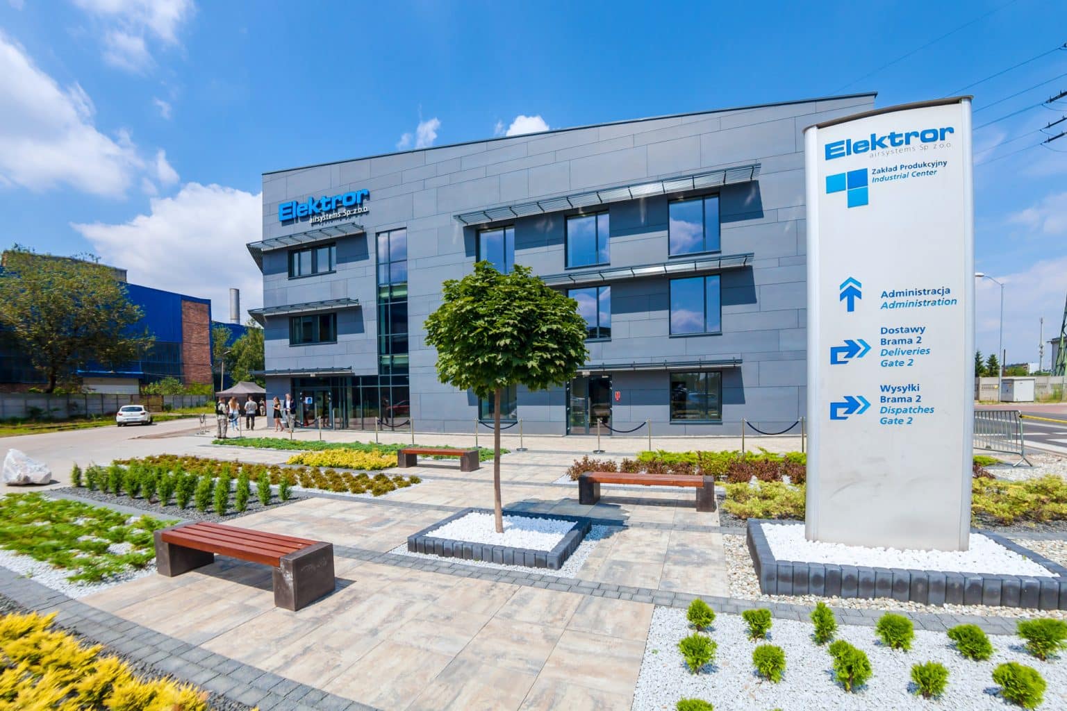 走向未来：2010-2024 年 – 100 Jahre Elektror